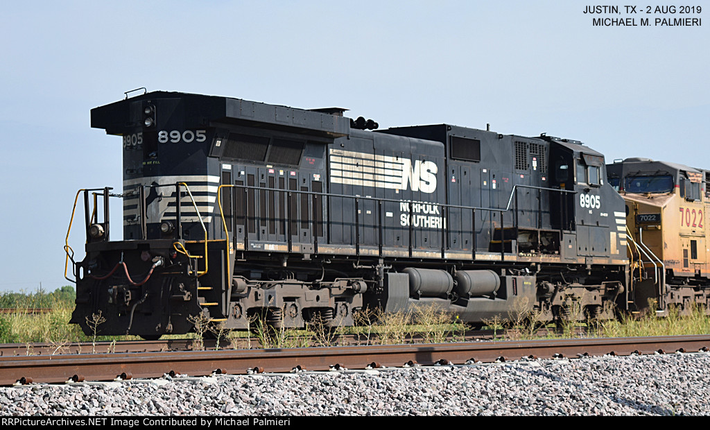NS C44-9W 8905